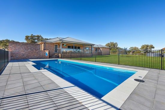 Fibreglass Pools Brisbane | Delivered DIY Pools Brisbane