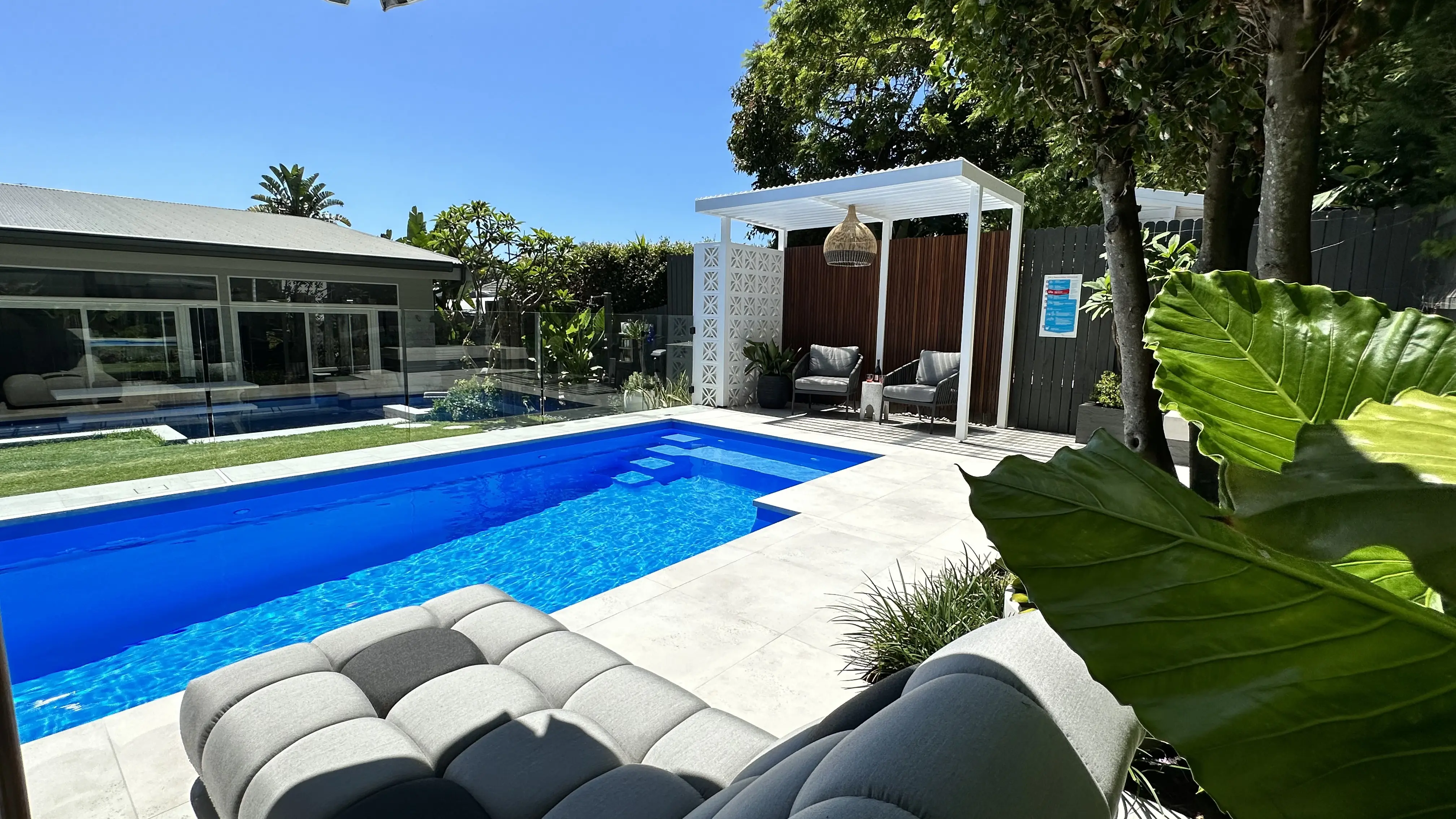 7m Oasis Family Pool | Buy Fibreglass Pools Online and Save